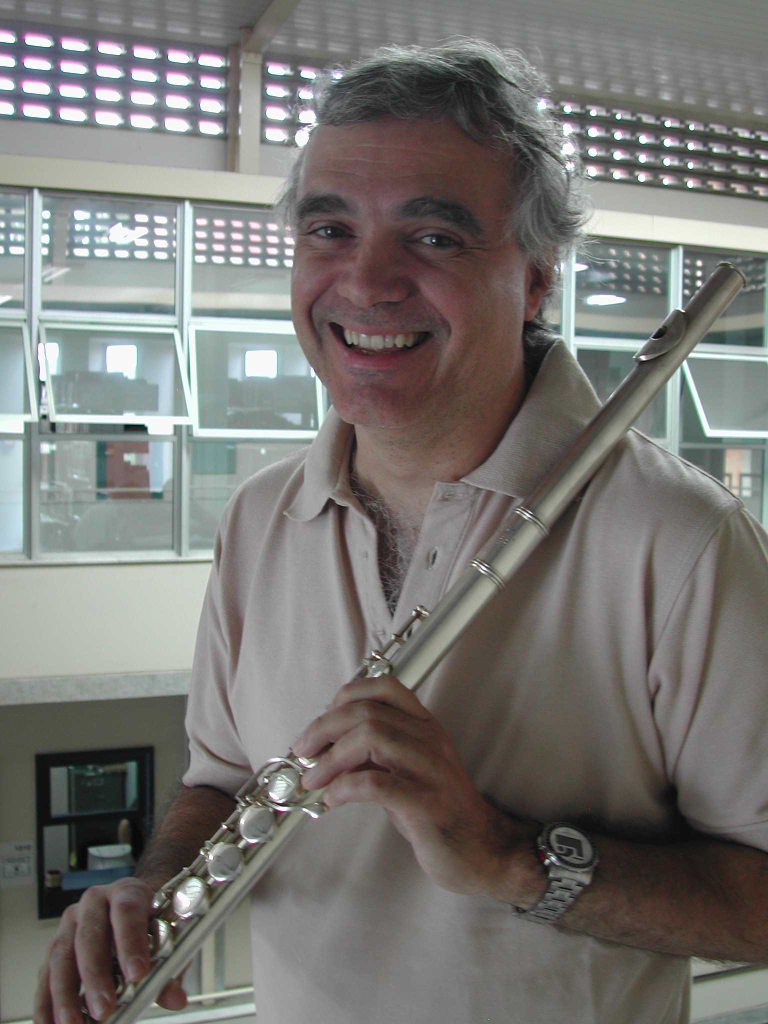 Notícias da UFMG - Projeto Uma tarde no campus reúne instrumentistas na ...