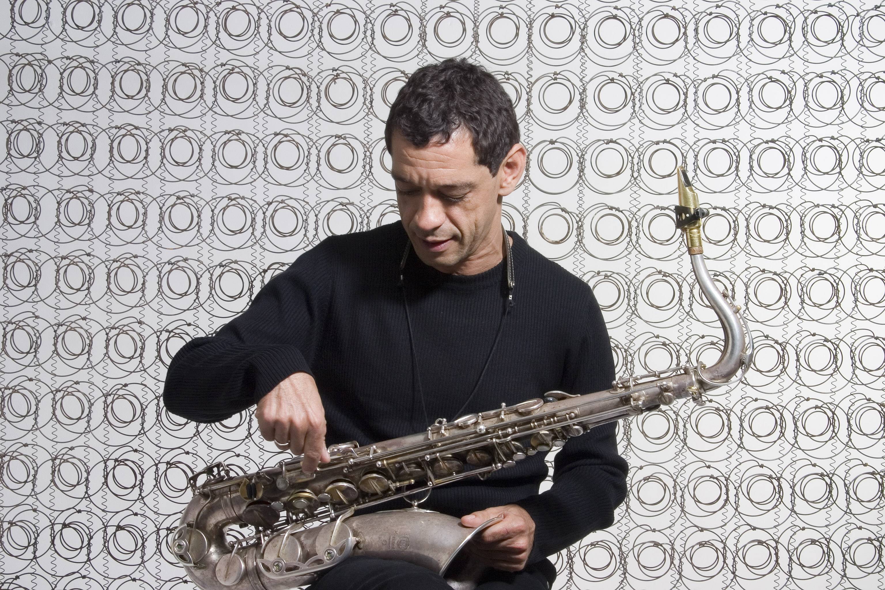 Notícias da UFMG - Grupo de jazz na Praça de Serviços conecta Brasil e ...